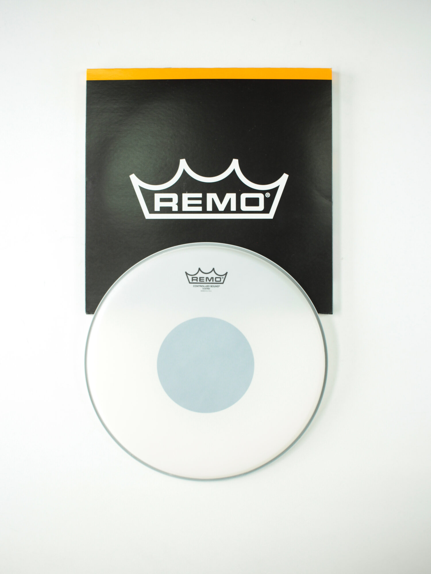 Пластик Remo "Controlled Sound Coated Black Dot", для малого барабана, 14", 10mil
