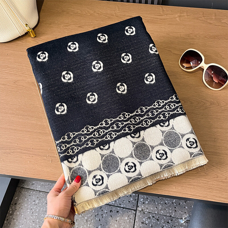 Шарф для женщин