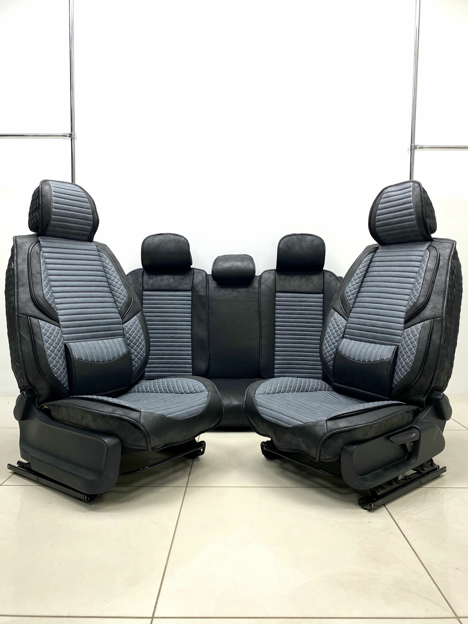 Автомобильные чехлы на сиденья, 5D нубук, комплект на весь салон с боковыми поддержками и поясничным упором