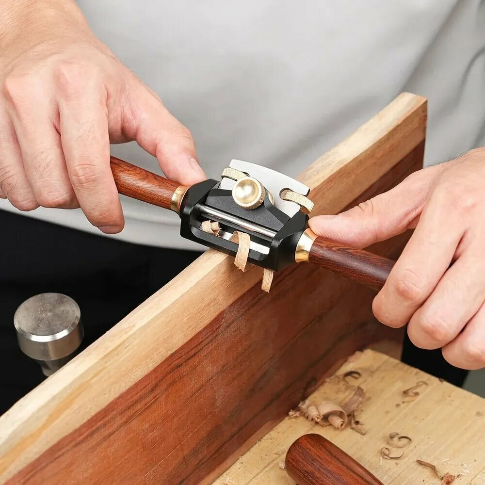 Ручные рубанки для строгания деревянных поверхностей неправильной формы