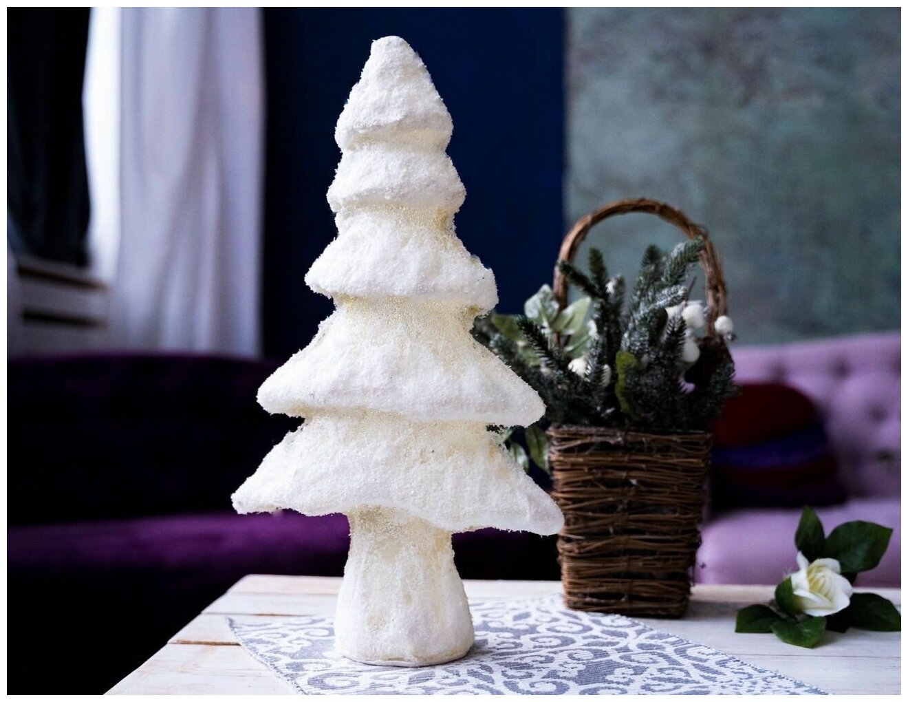 Светящаяся ёлочка айси, белая, тёплые белые LED-огни, 21х43 см, батарейки, Koopman International AAL100100