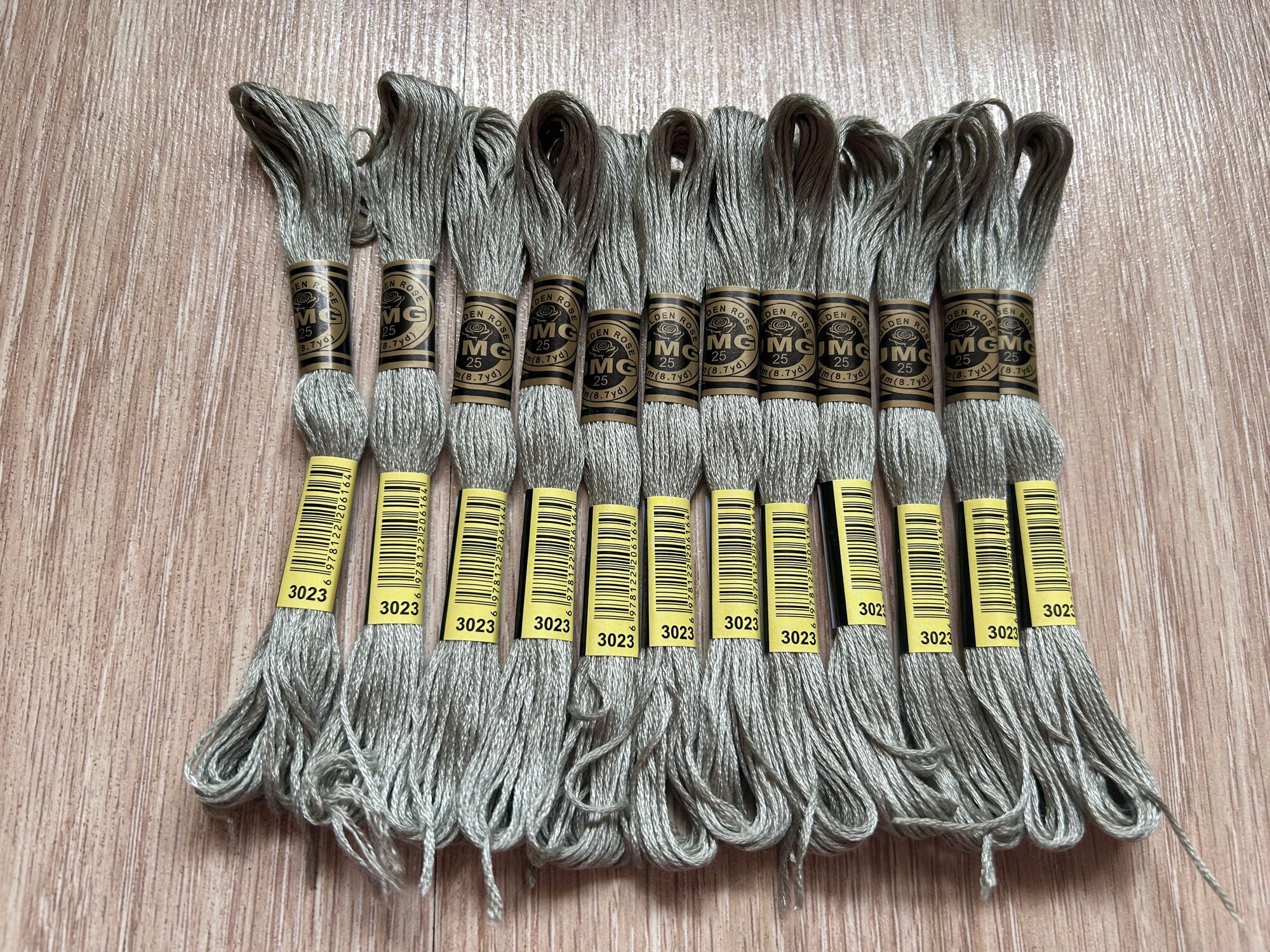 Нитки для вышивания JMC мулине (150-3866) 100% полиэфир 12 штук x 8 м