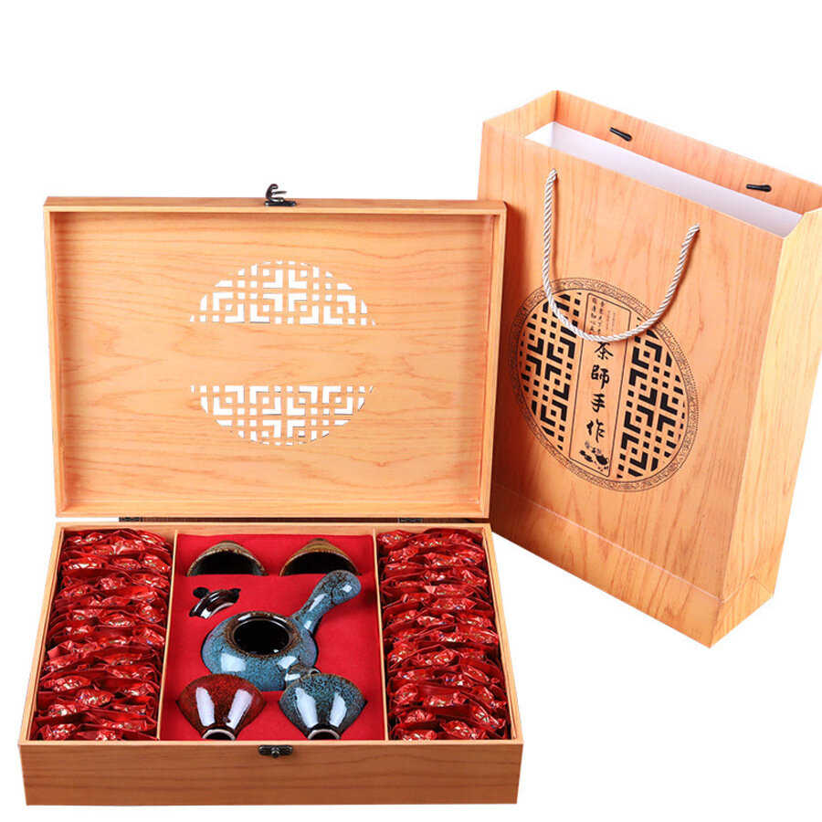 Подарочный набор чая в коробке