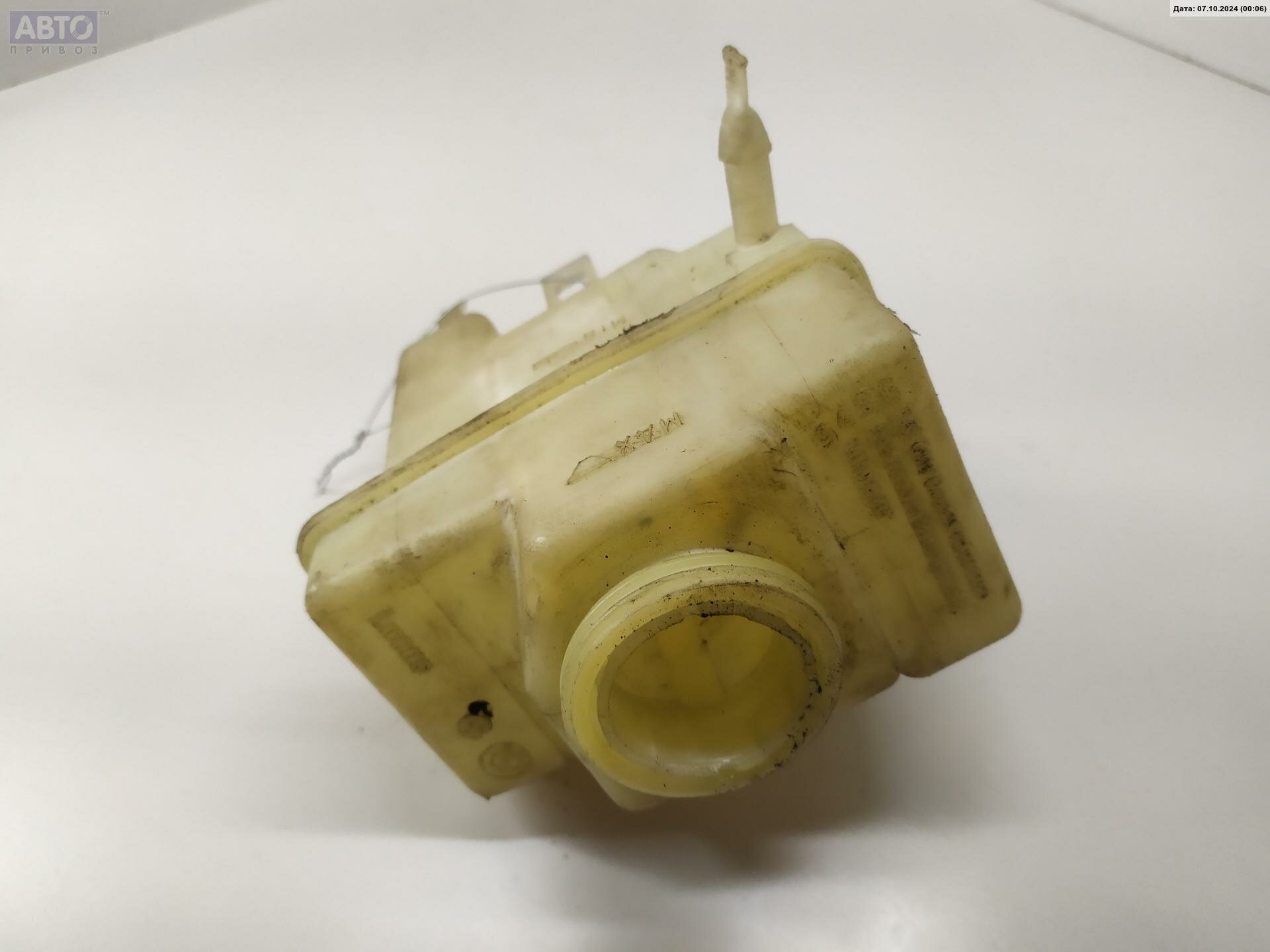 Бачок тормозной жидкости BMW 7 E38 (1994-2001)