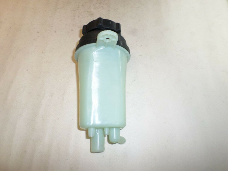 Бачок ГУР 1306894 1358217 1420238 HPP1004EB 4M513R700AA Форд Фокус 2 гидроусилителя руля - Motorherz