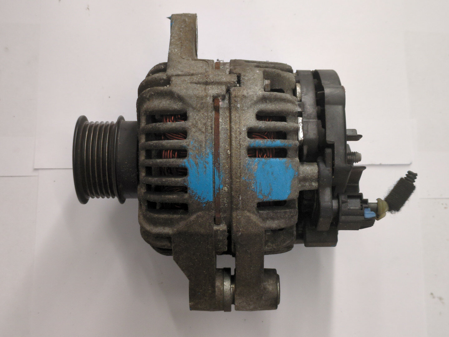 Генератор Opel Astra H Б/У