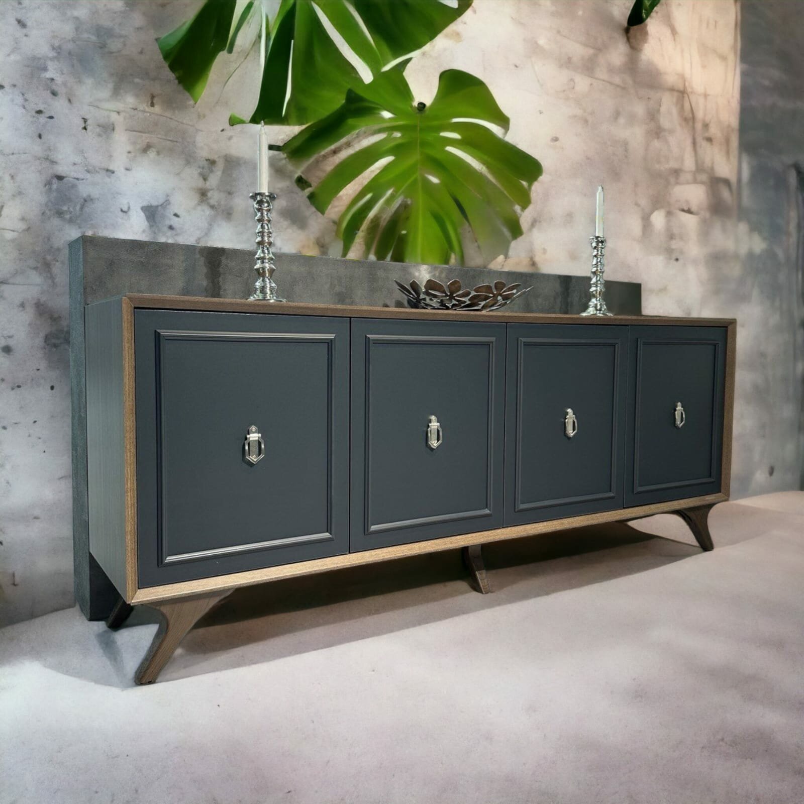 Комод New, 4 двери, 1 внутренний ящик под бижутерию цвет серый/орех, 205х46х84 см