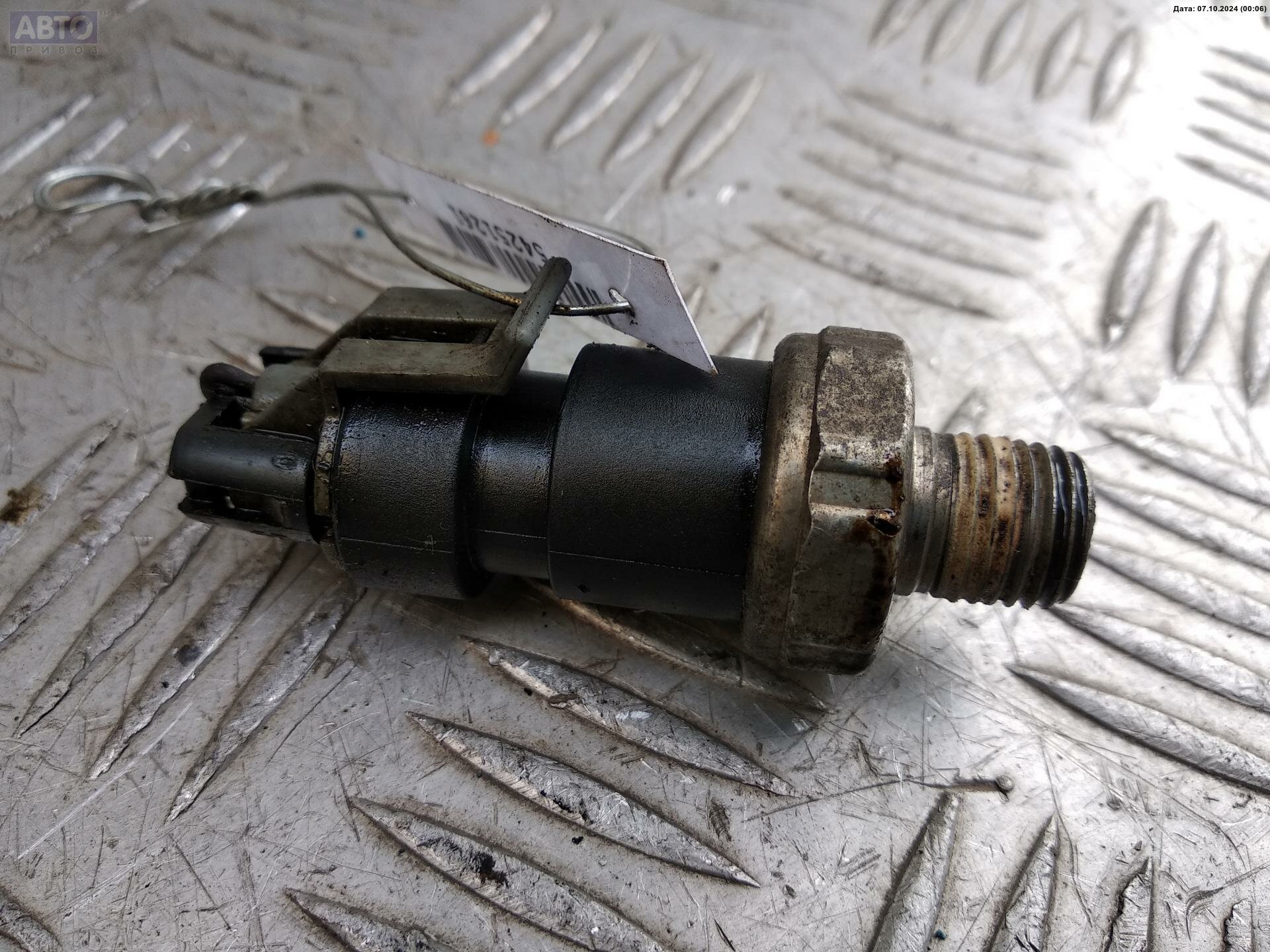 Датчик давления масла Chevrolet Trans Sport / Venture