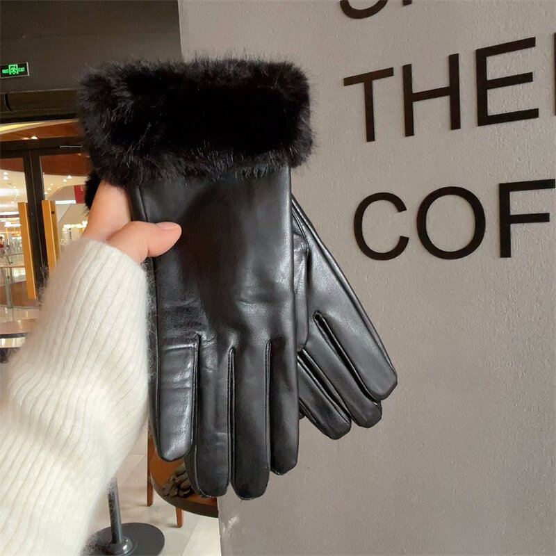 Перчатки для женщин