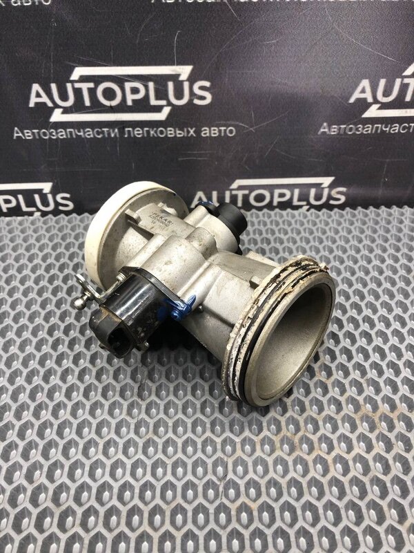 Дроссельная заслонка