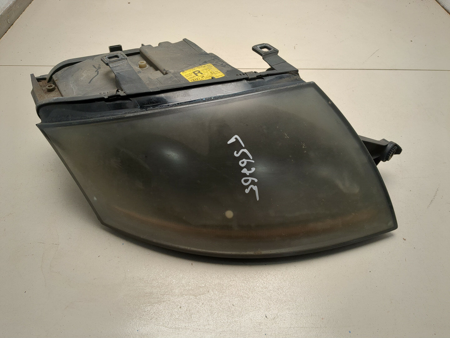 Фара (передняя) правая Audi TT (8N) Б/У