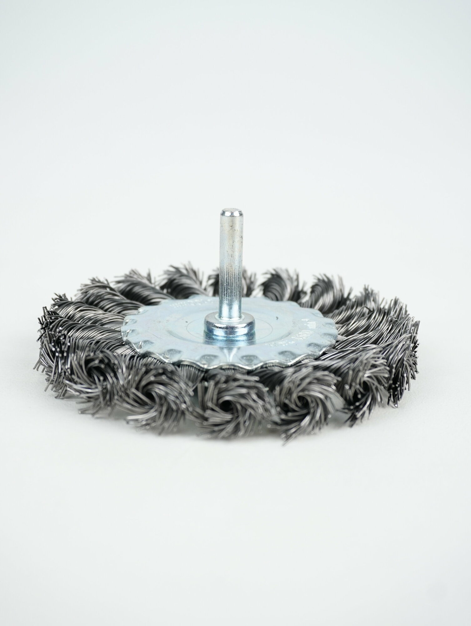 Щетка дисковая для дрели, жгутированная стальная проволока 0,5 мм, d=100 мм, MIRAX 35146-100
