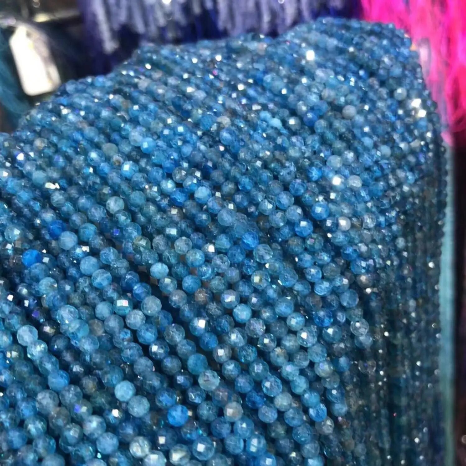 Бусины из апатита 2 мм