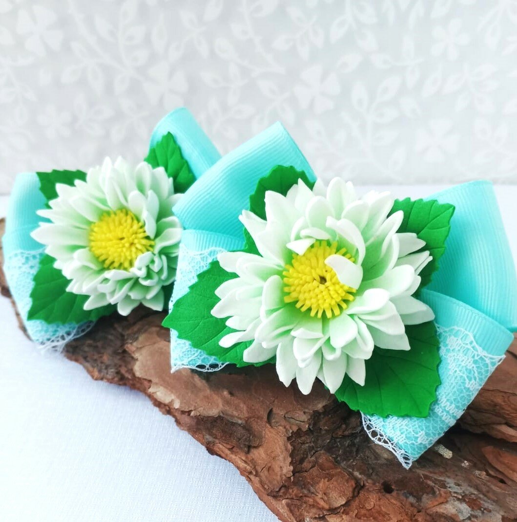 Комплект резинок для волос с цветами ручной работы