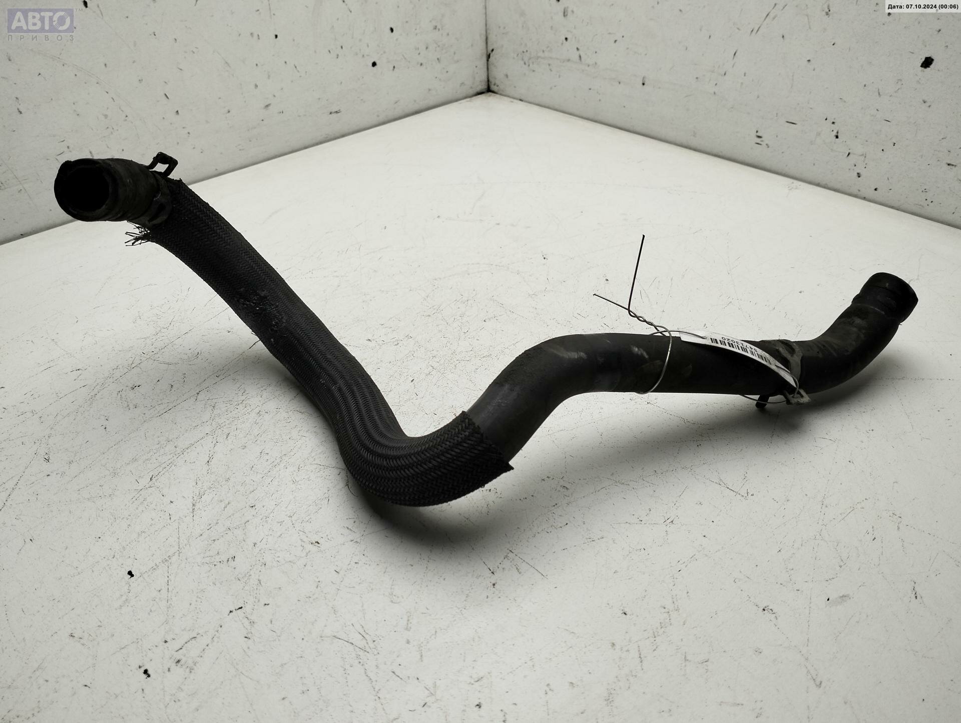 Патрубок Peugeot 407