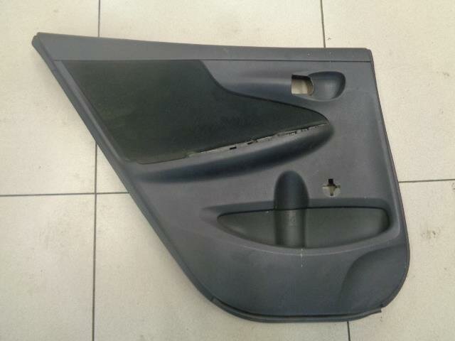 Обшивка двери задней левой от Toyota Corolla E150 2006-2013