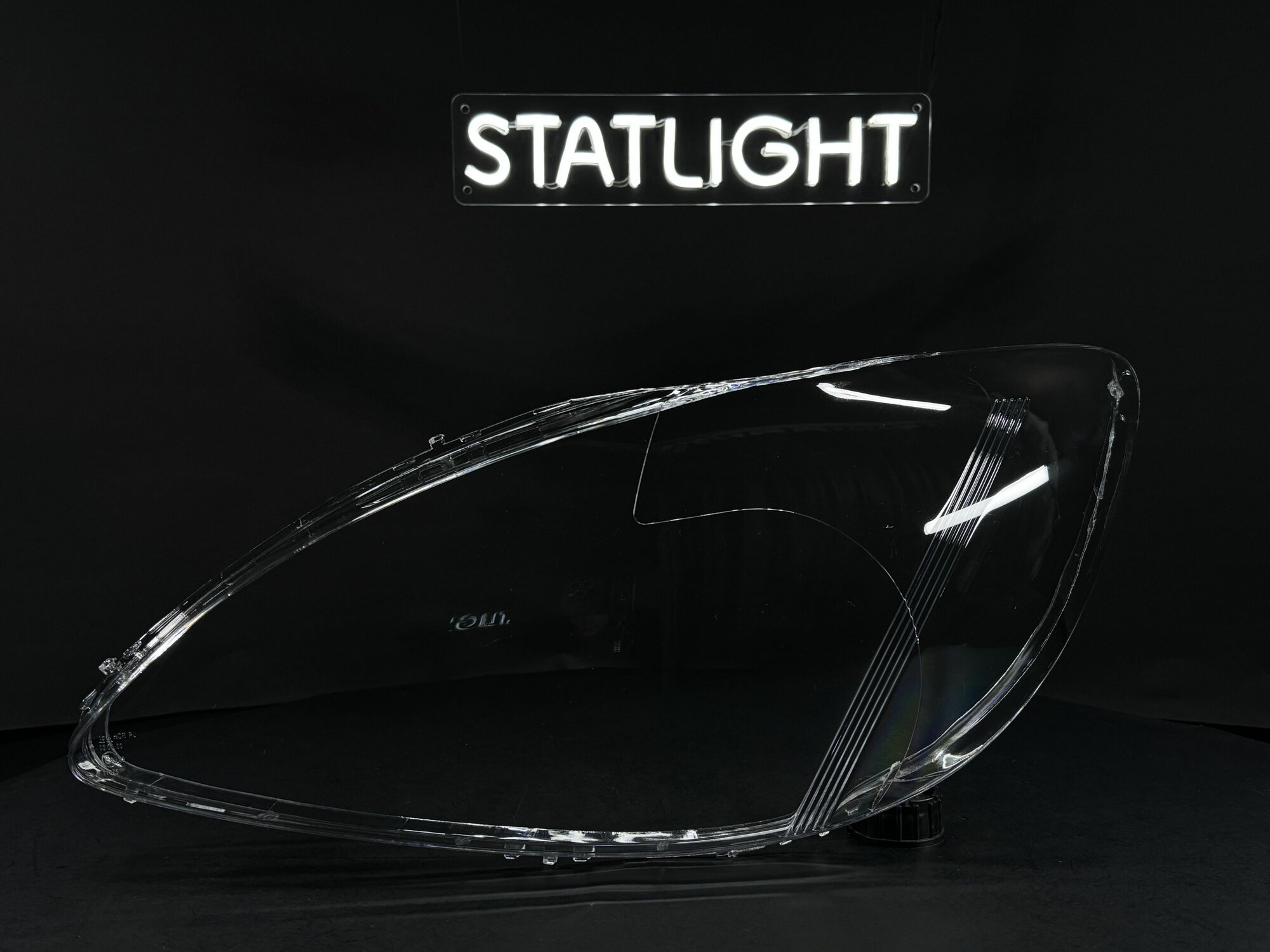 Стекло фары Mercedes Vito W639 2003-2010