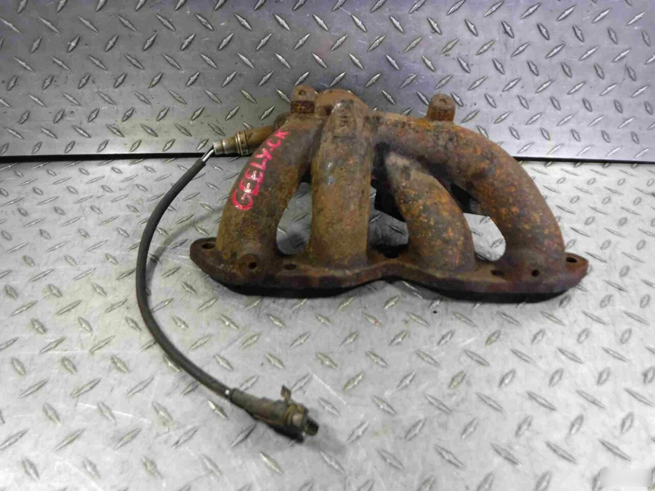 Коллектор выпускной Geely CK (Otaka) I рестайлинг (2008—2016) 1106013118