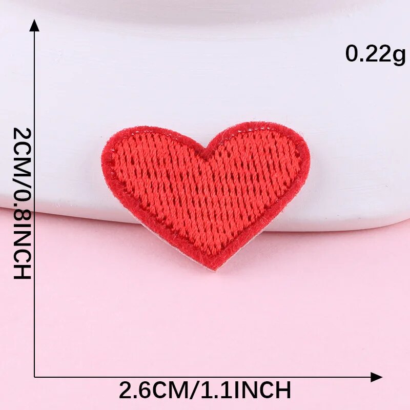 Вышитые сердечные нашивки 20 шт. 16red 20pcs