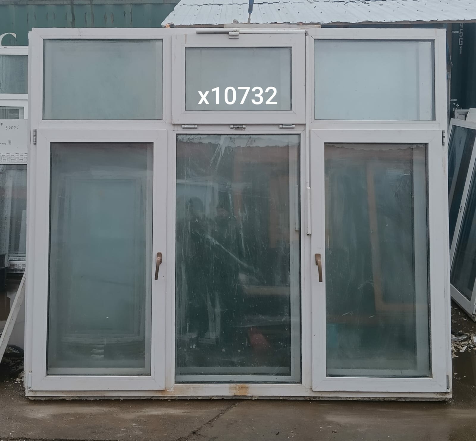 Пластиковое окно Б/У 2010(в) 1500 об х 2300(ш)