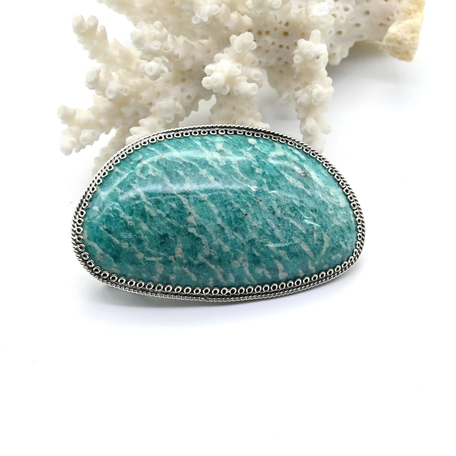 Брошь, амазонит