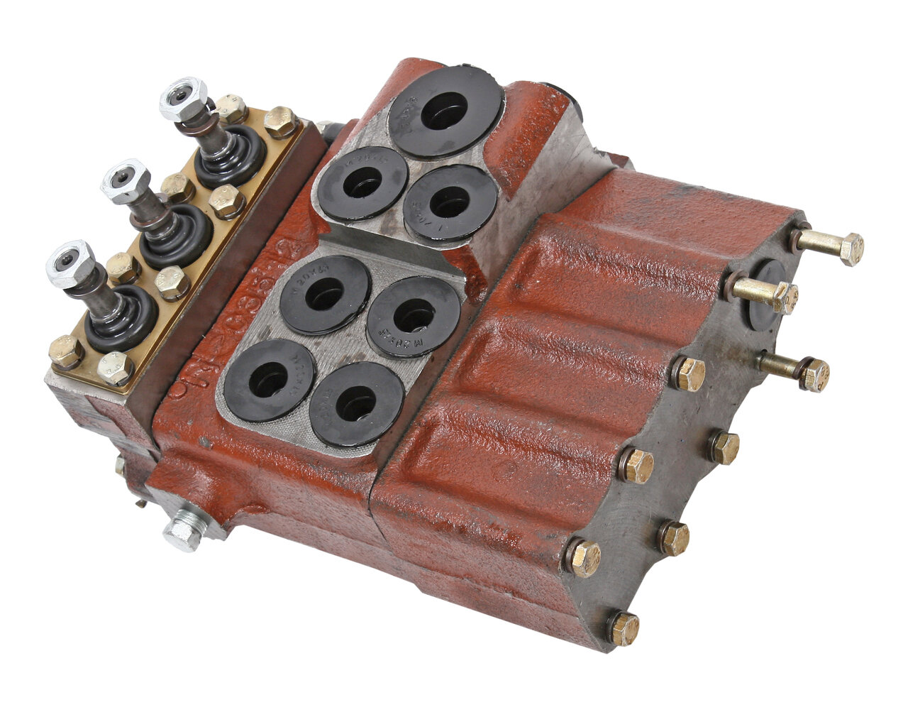 Гидрораспределитель р80 3-х выводной дт-75, мтз гп