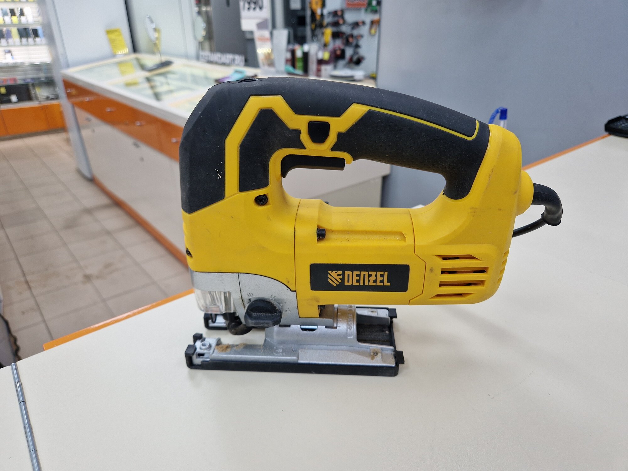 Лобзик электрический Denzel JS-65 550 Вт, желтый/черный Б\У уценка