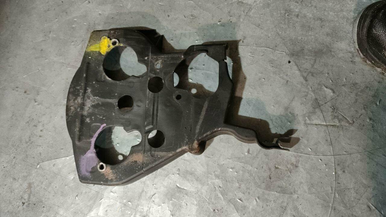 Защита (кожух) ремня ГРМ Peugeot 307 2003 9637026580