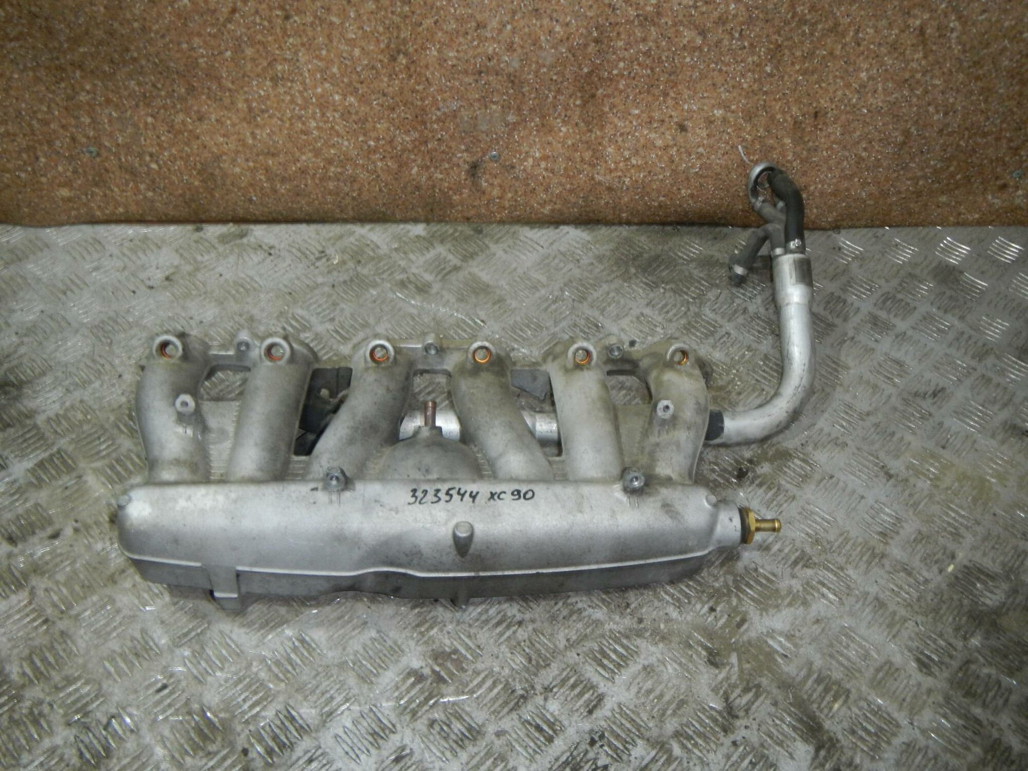 Б/У Коллектор впускной, Volvo (Вольво)-XC90 (02-) VOLVO XC90 (02-) B6294T 2,9 Без повреждений 323544 VOLVO арт. 8627359