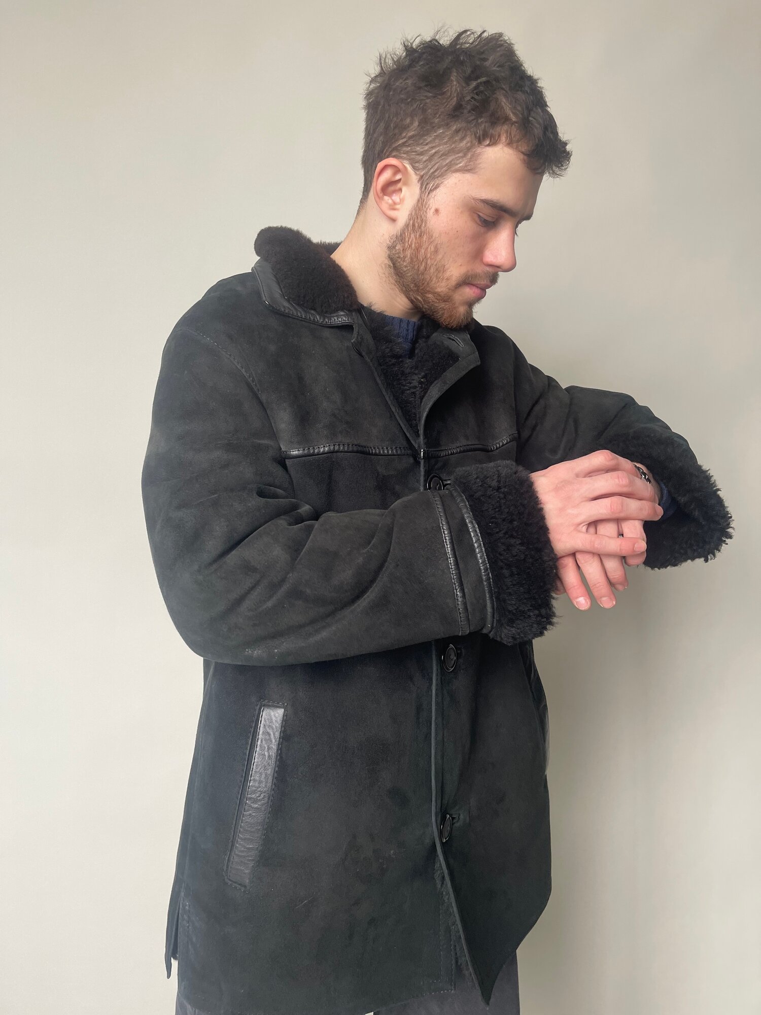 Дубленка мужская натуральная дл.85 см р.48-50 /12266/