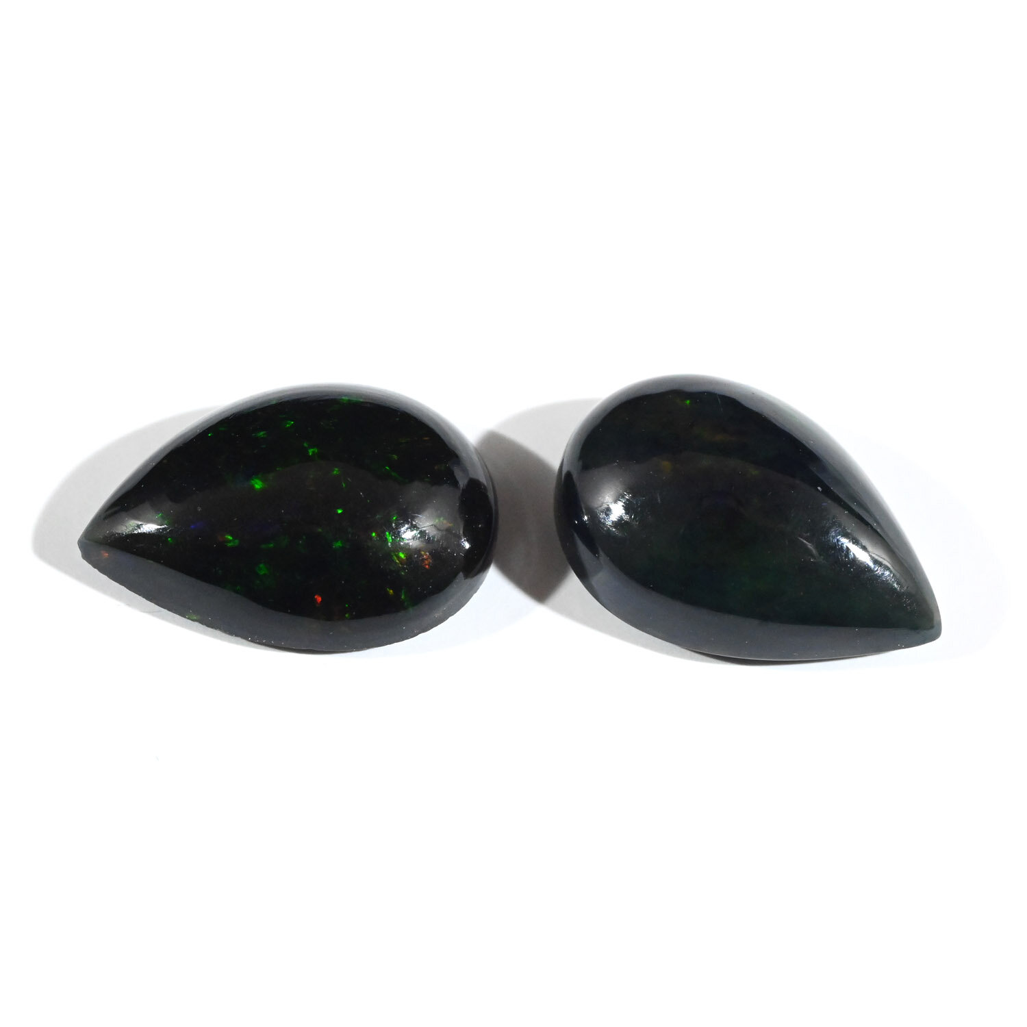 Кабошон из опала черного капля 9*12мм