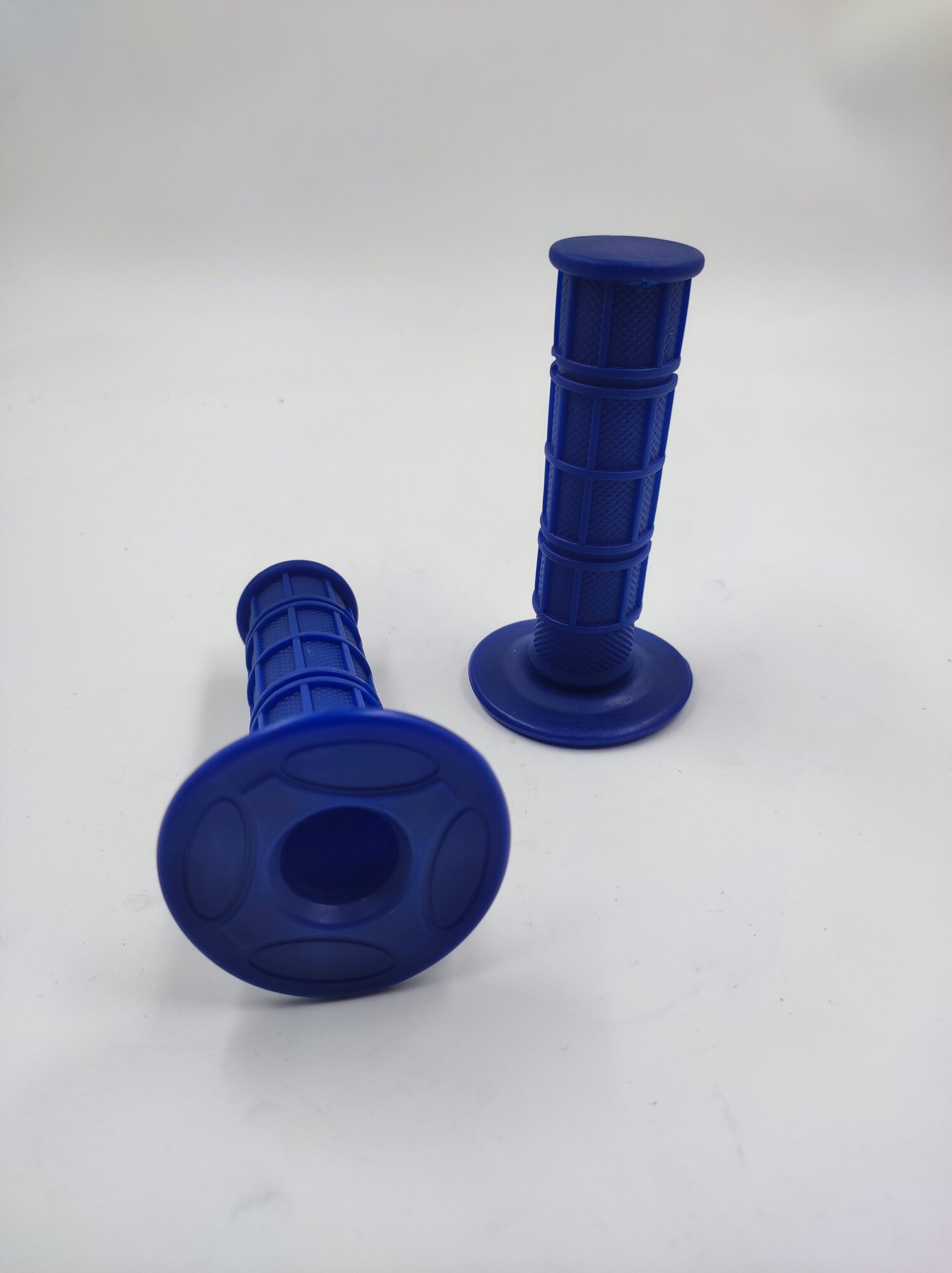 Ручки руля (грипсы) для питбайка и мотоцикла, резиновые, синие (24 мм + 22 мм)