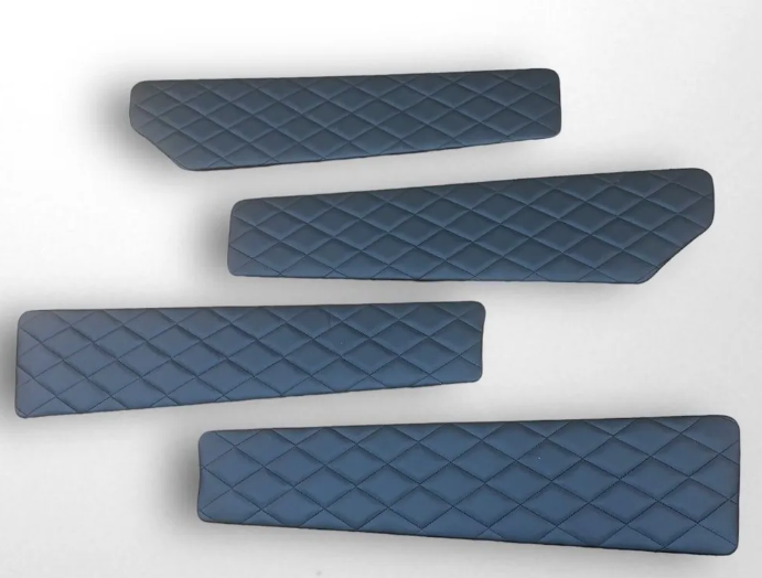 Дверные вставки ВАЗ 2109 / 21099, экокожа, ромб, черная строчка