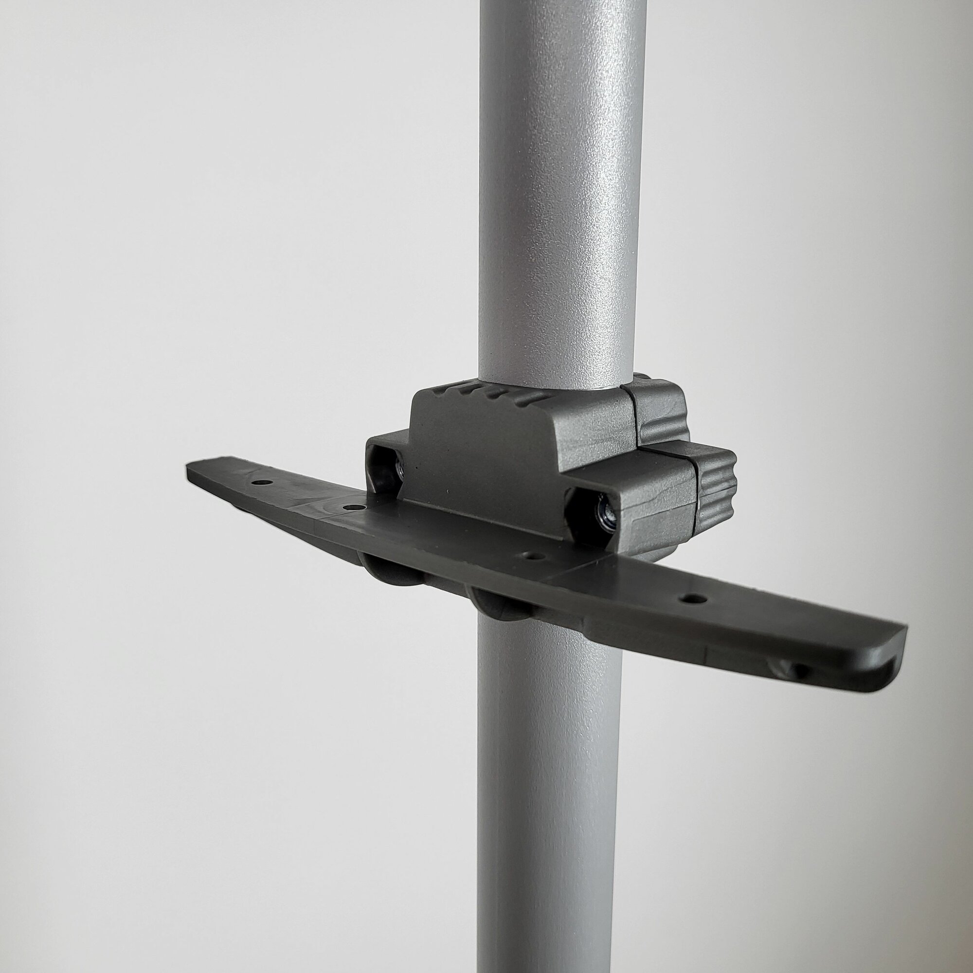 Полкодержатель системы хранения Holl-System