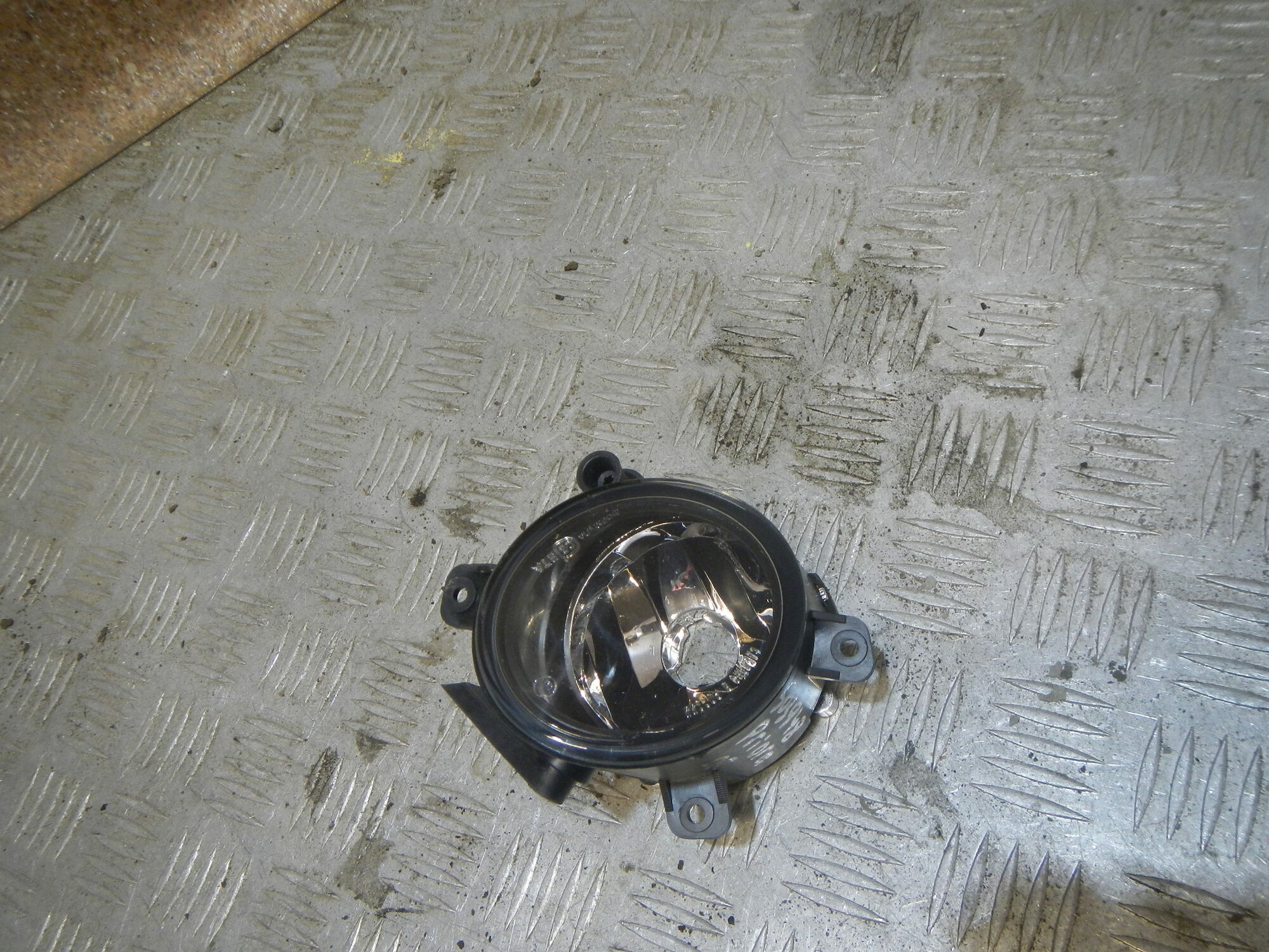 Б/У Фара противотуманная правая, ВАЗ-LADA PRIORA (приора) LADA PRIORA (Приора) Новая. 503948 LADA арт. PYФC0200000TY