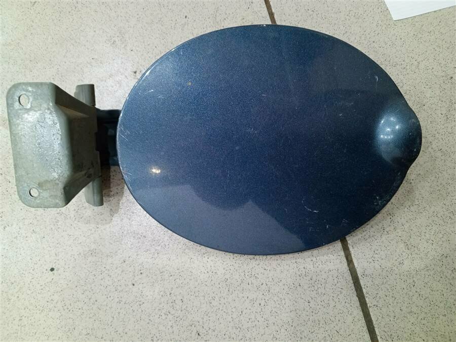 Лючок бензобака от Ford Escape 2000-2006