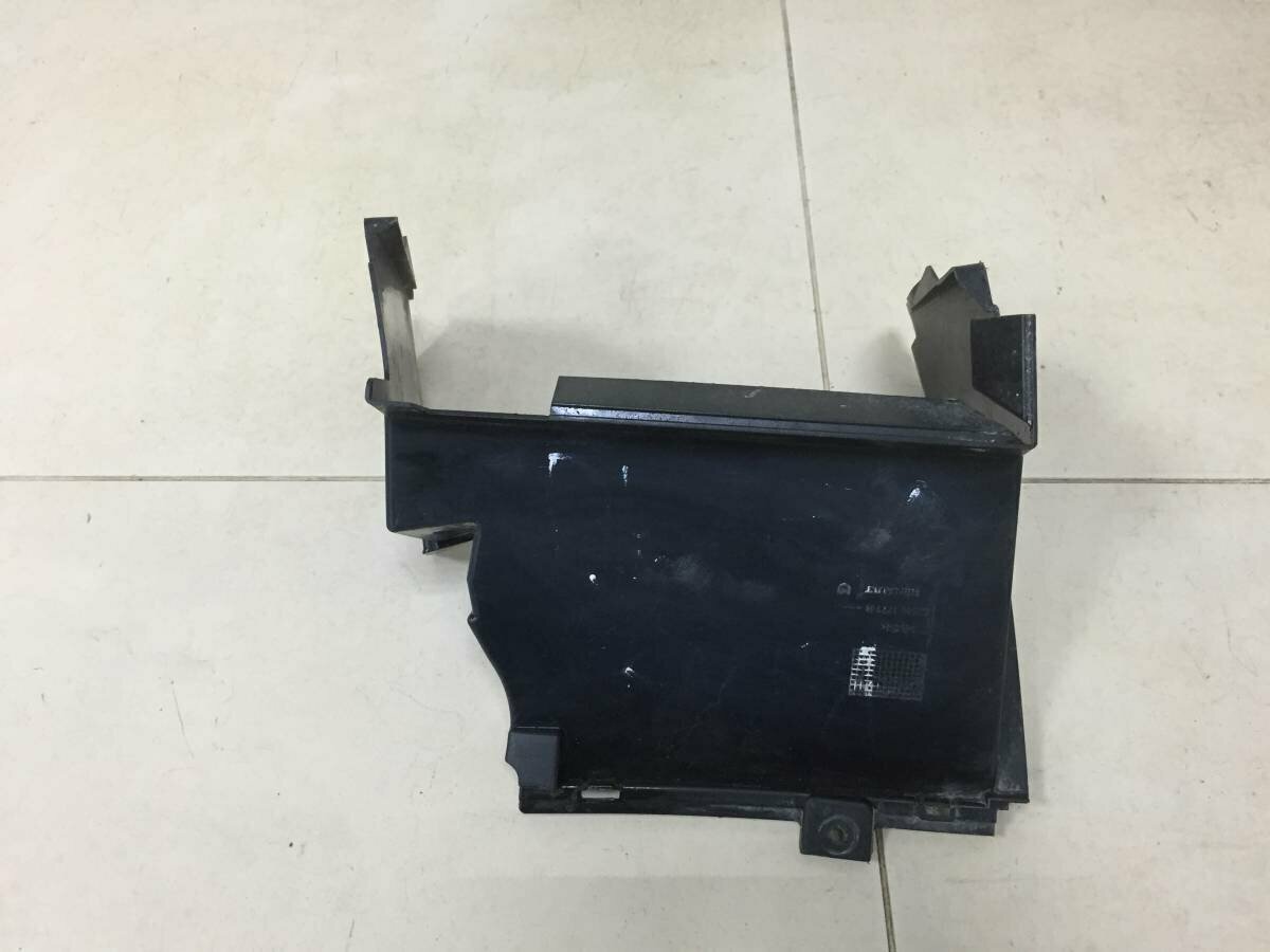 Дефлектор бампера (воздуховод радиатора) Рено Дастер 2