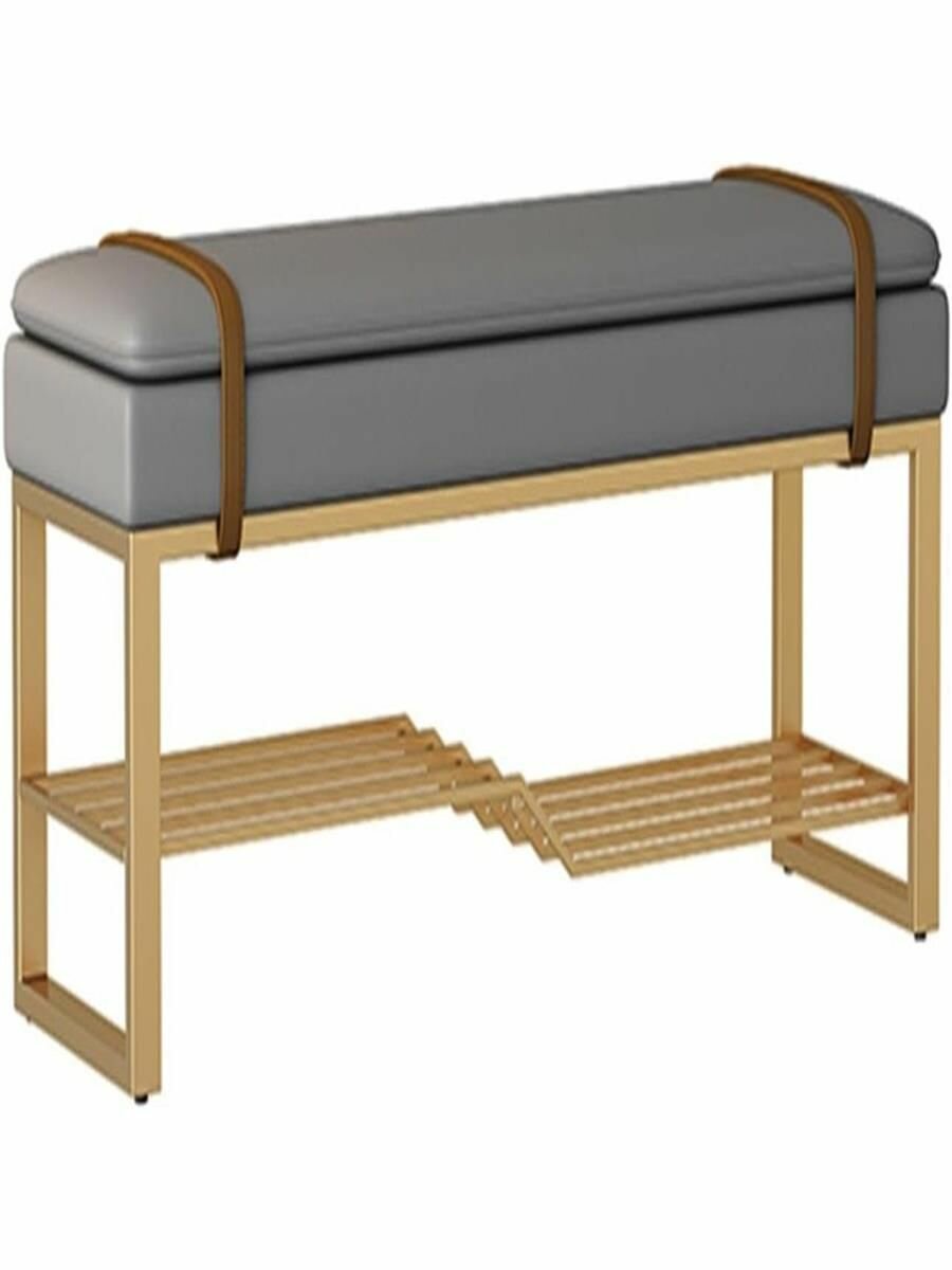 Скамья в изножье кровати