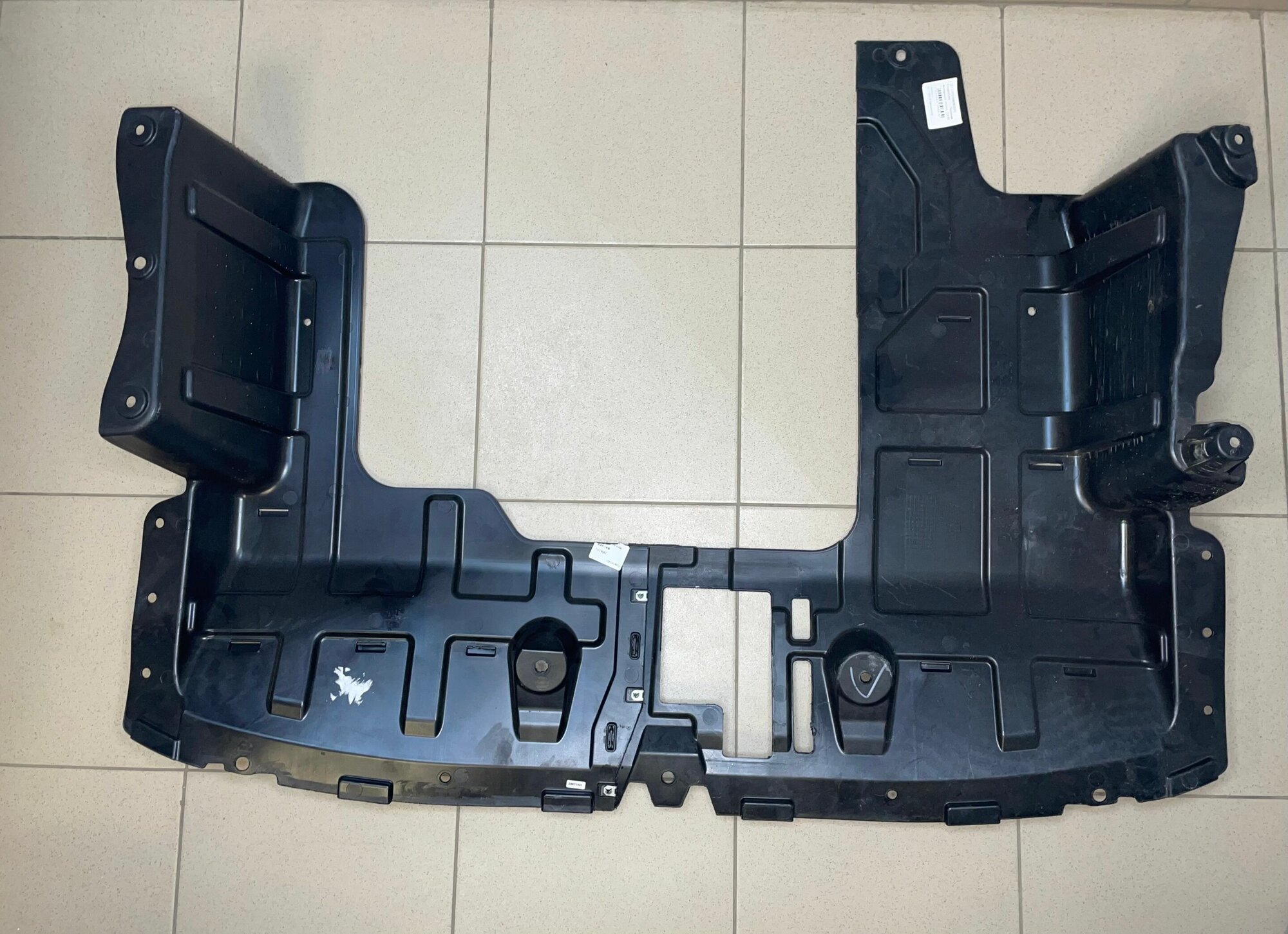 Пыльник моторного отсека Changan CS35 PLUS [1.6 16V 5MT внедорожник] S111F2709090300