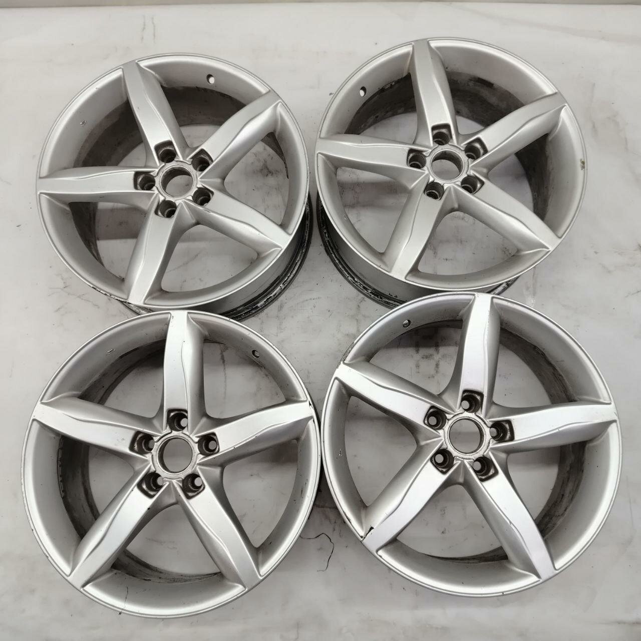 Колесные диски Replica 18x8 PCD 5x112 D66.6 ET39 (Реплика)