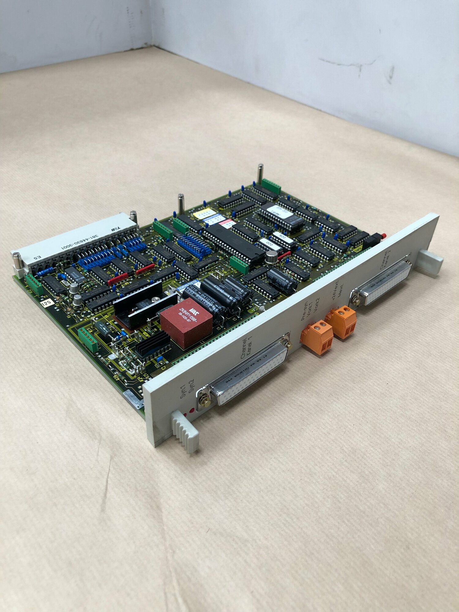 Контроллер SIEMENS 6ES5241-1AA12