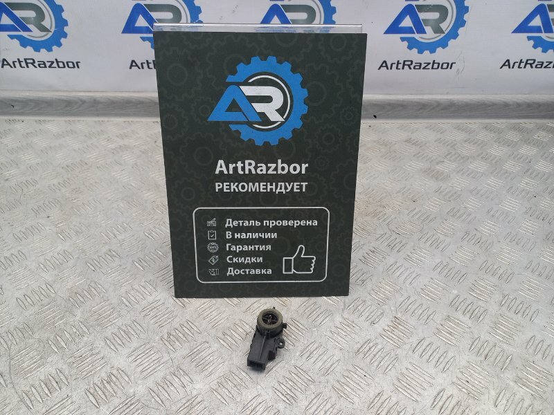 Б/У Датчик температуры воздуха в салоне Volvo Xc 70 / Вольво Xc 70 2.4 D5244T 185 Л.С дизель 2008