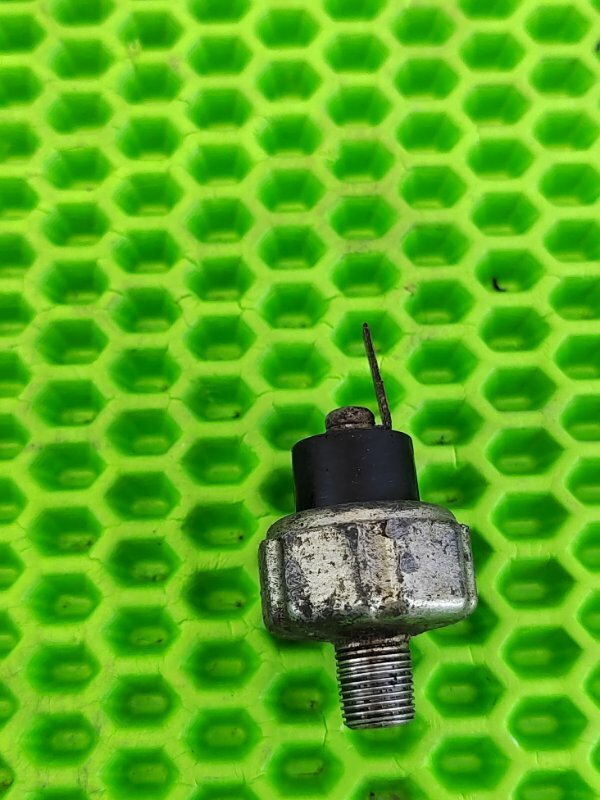 Датчик давления масла Honda Life JB E07Z 1998-2003 37240P13013