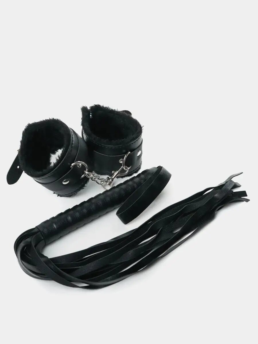 Наручники с мехом плетка набор для игр