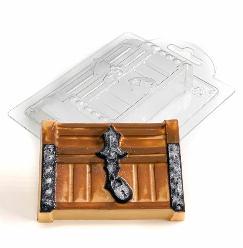 Сундук - формочка пластиковая для изготовления мыла, шоколада и гипсовых отливок