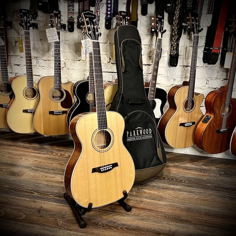 Parkwood S62 Акустическая гитара с чехлом