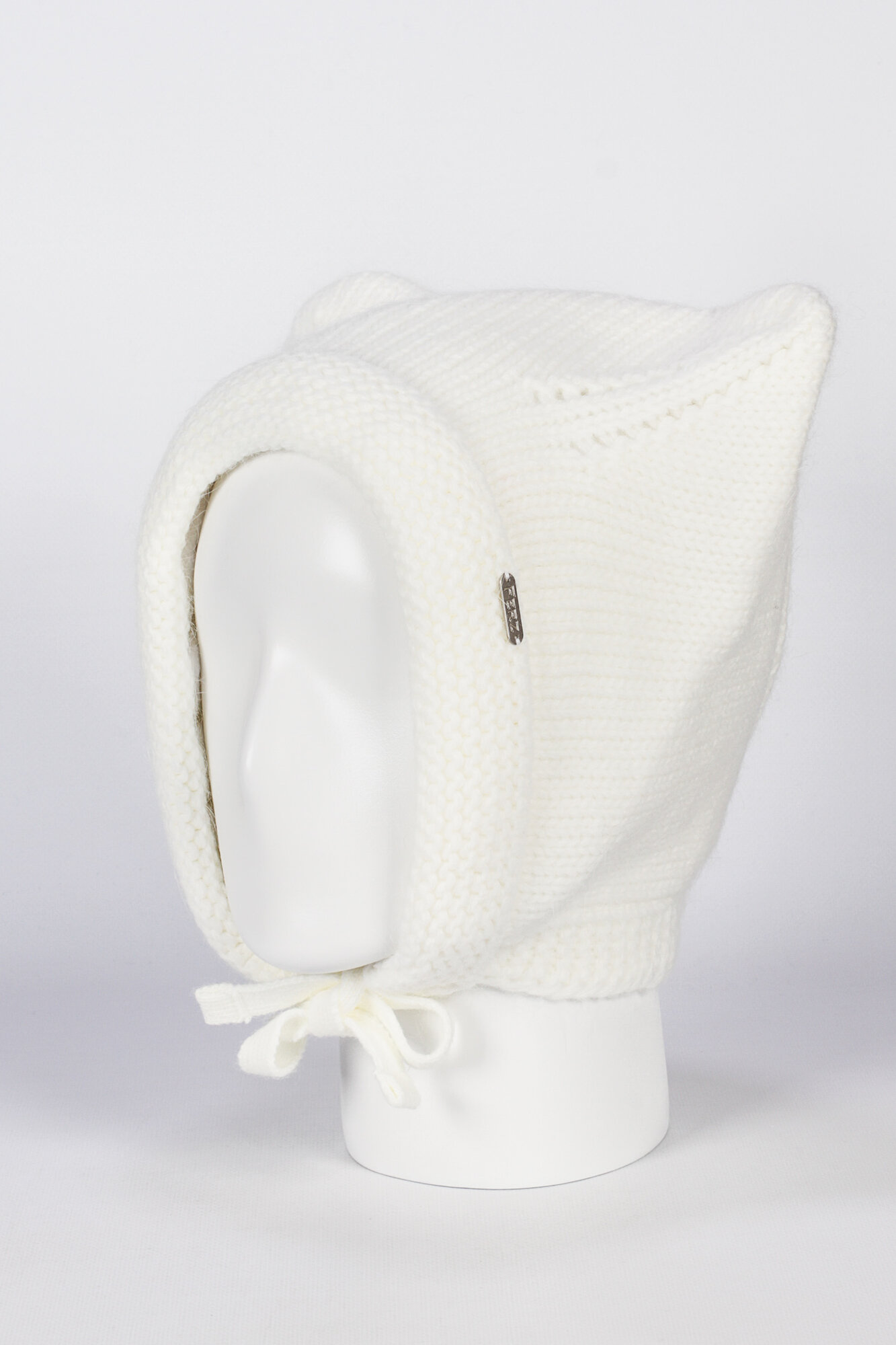 Шапка для женщин