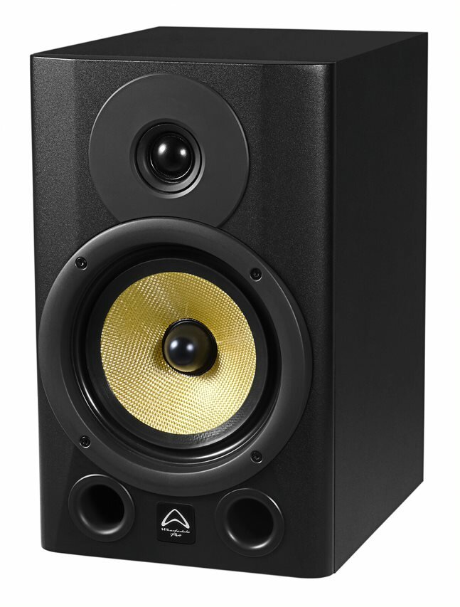 Студийный монитор Wharfedale Pro Diamond Studio 7 BT