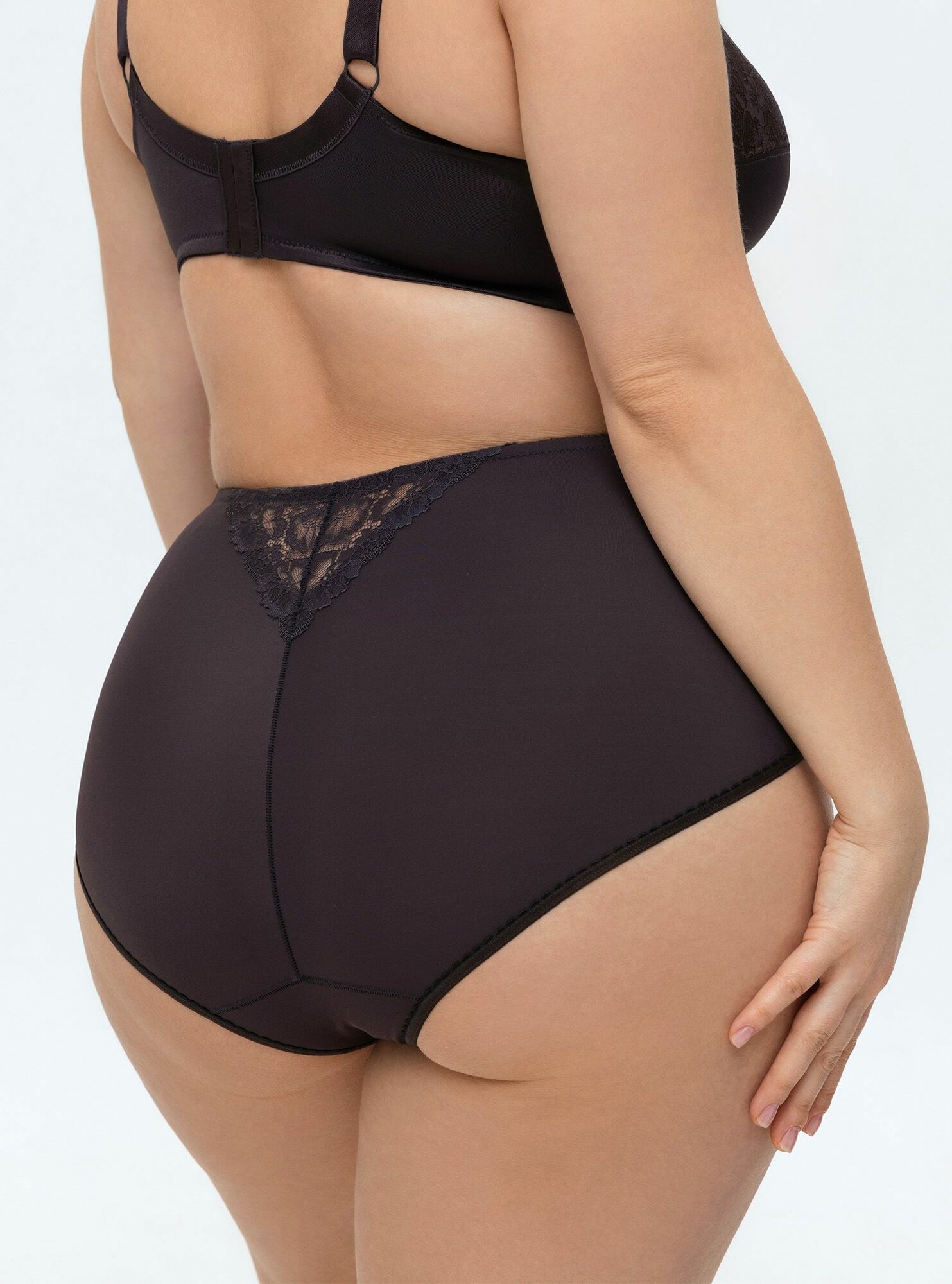 Трусы высокие женские слипы с кружевной вставкой Базовая коллекция