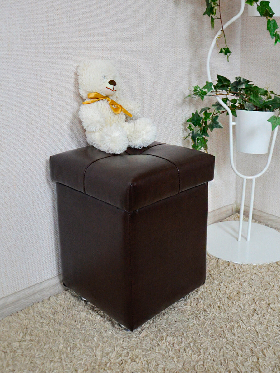 Прочный пуфик для прихожей и спальни 074, 33х33х44 см.